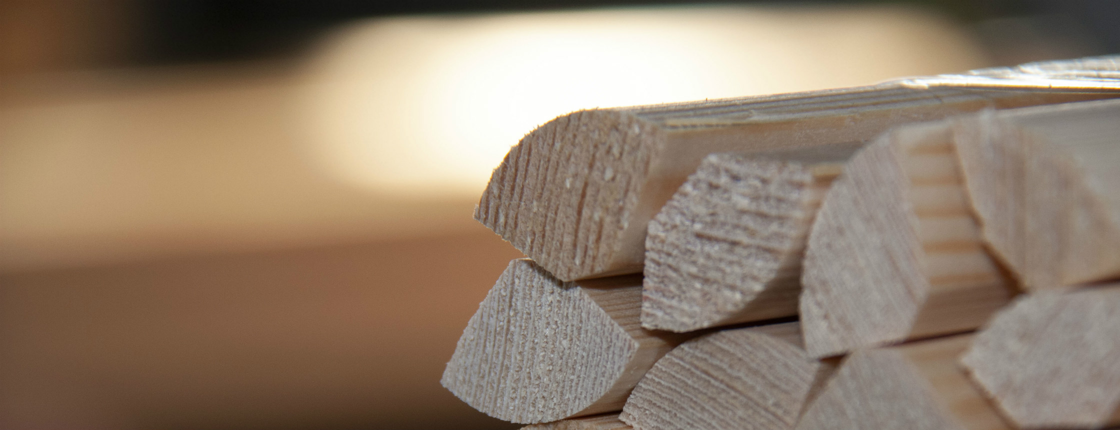 Decorative panel, quadrant mouldings - Setra Group